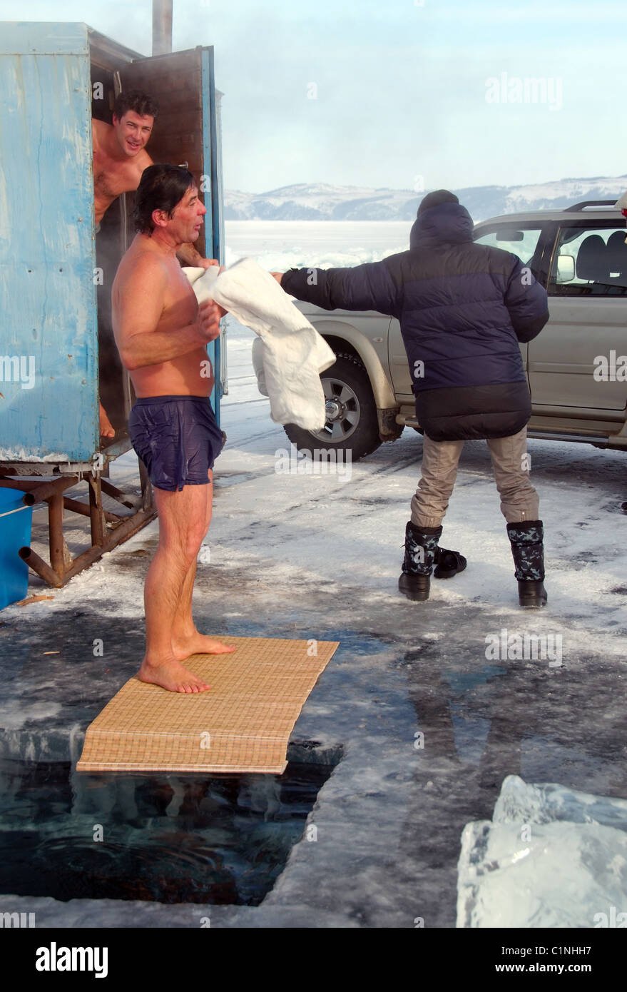 Russia ice bath hi-res stock photography and images - Alamy