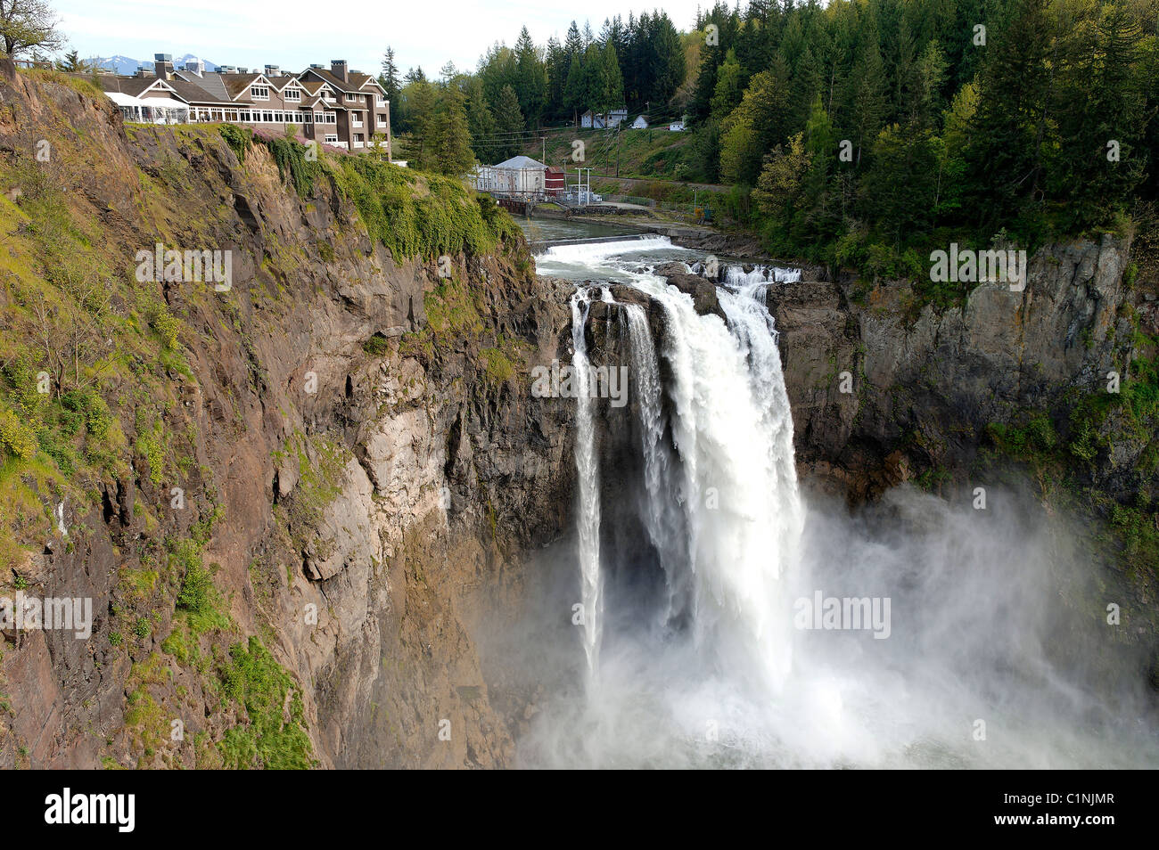 City of waterfalls hi-res stock photography and images - Alamy