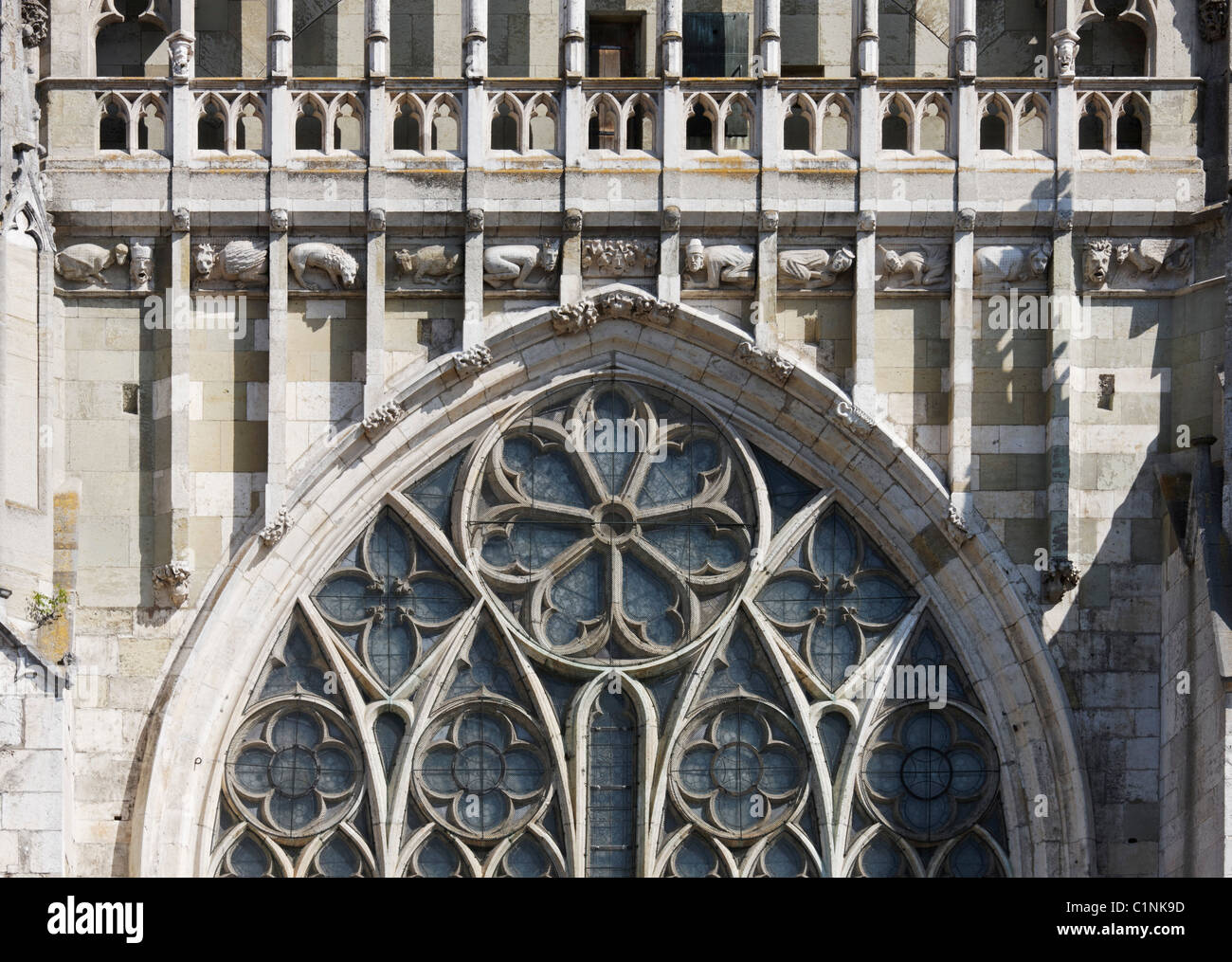 13th century high gothic cathedral hi-res stock photography and images ...