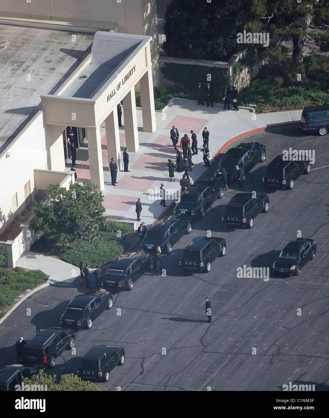 The Jackson family arrive Aerial view of the funeral of the King of Pop ...