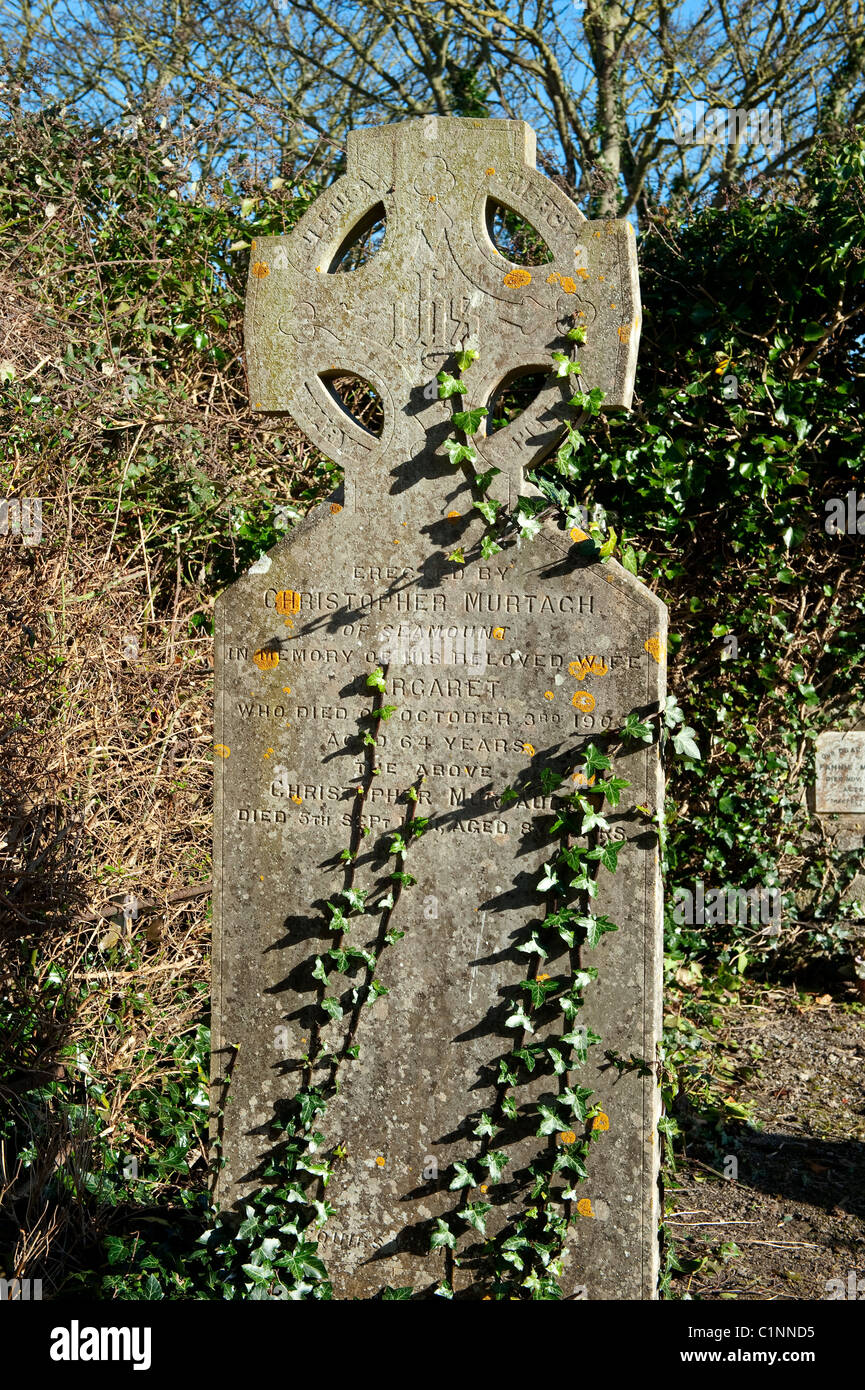 Gravestone ivy growth in hi-res stock photography and images - Alamy