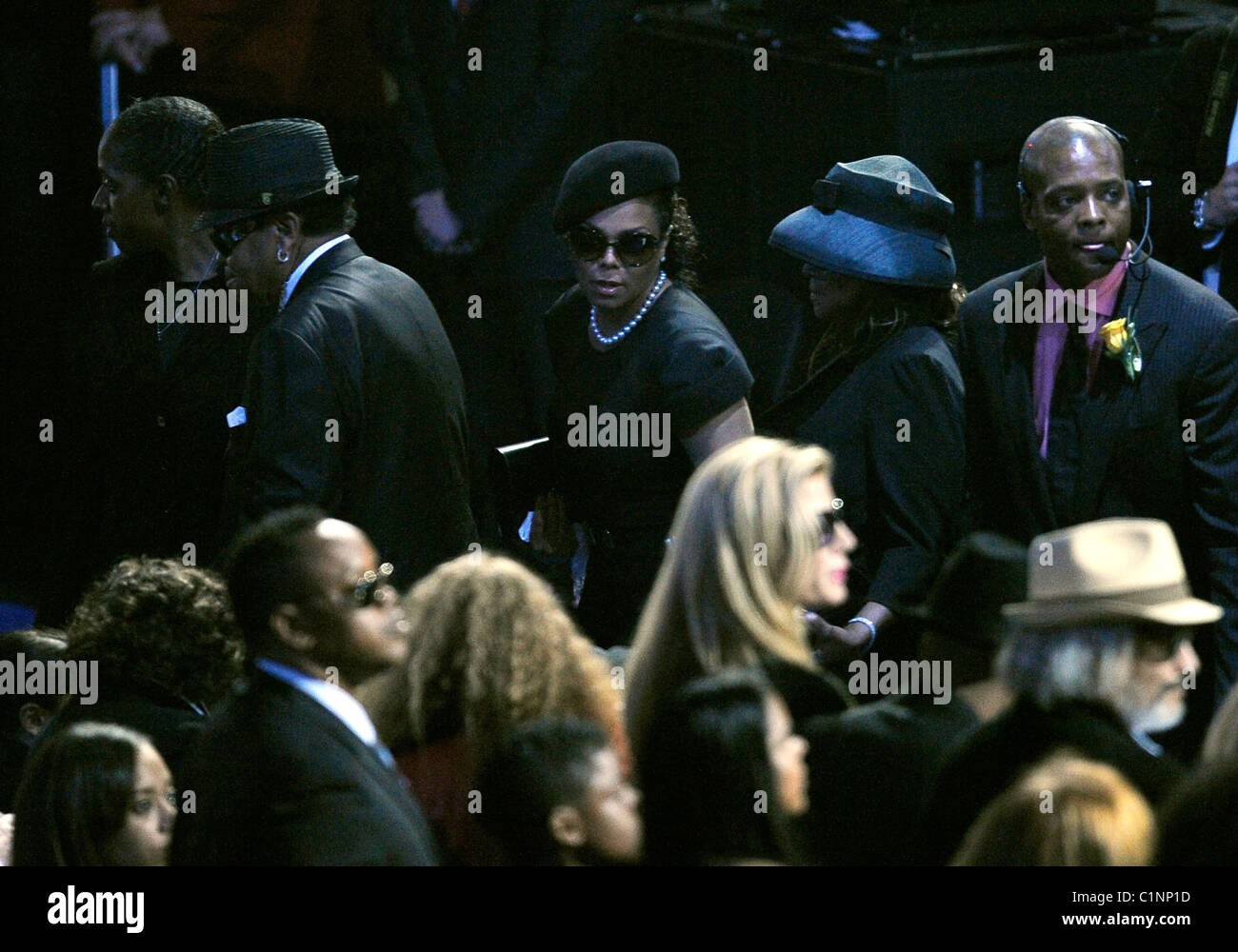 Joe Jackson (L) and singer Janet Jackson (C) The memorial service for ...
