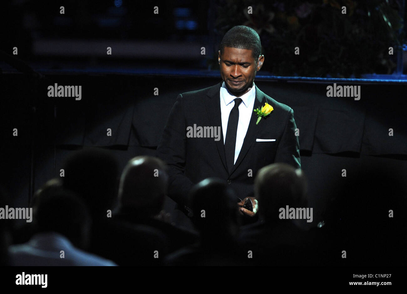 Singer Usher The memorial service for the King of Pop, Michael Jackson ...