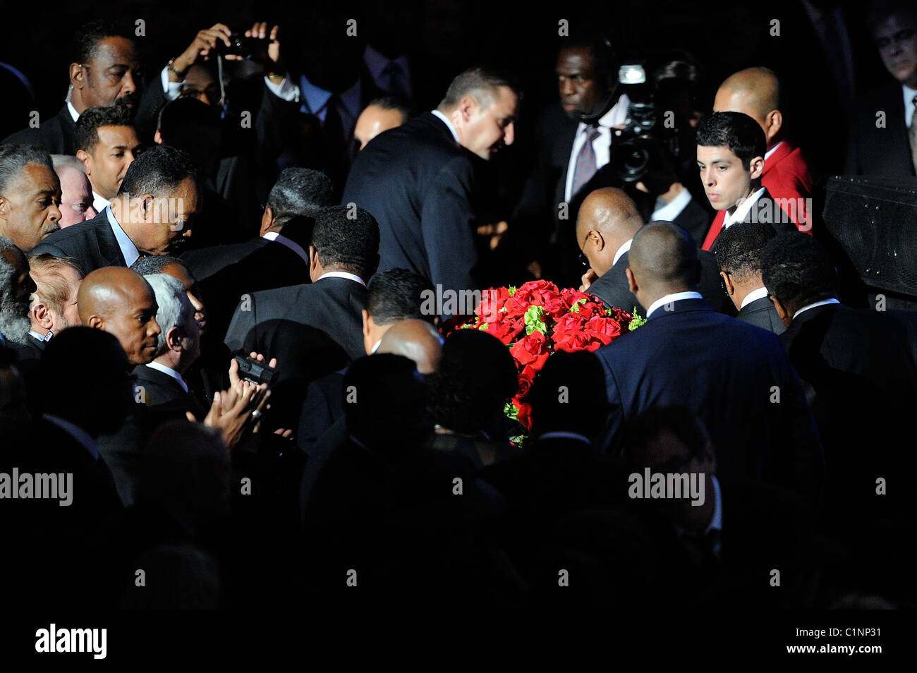 The Jackson brothers carry in the coffin The memorial service for the ...