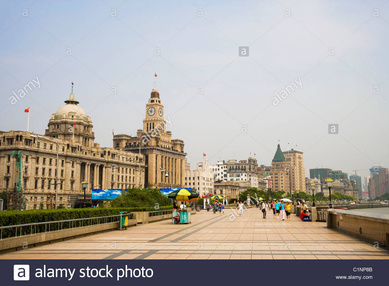 Shanghai Bund Promenade Stock Photos & Shanghai Bund Promenade Stock ...