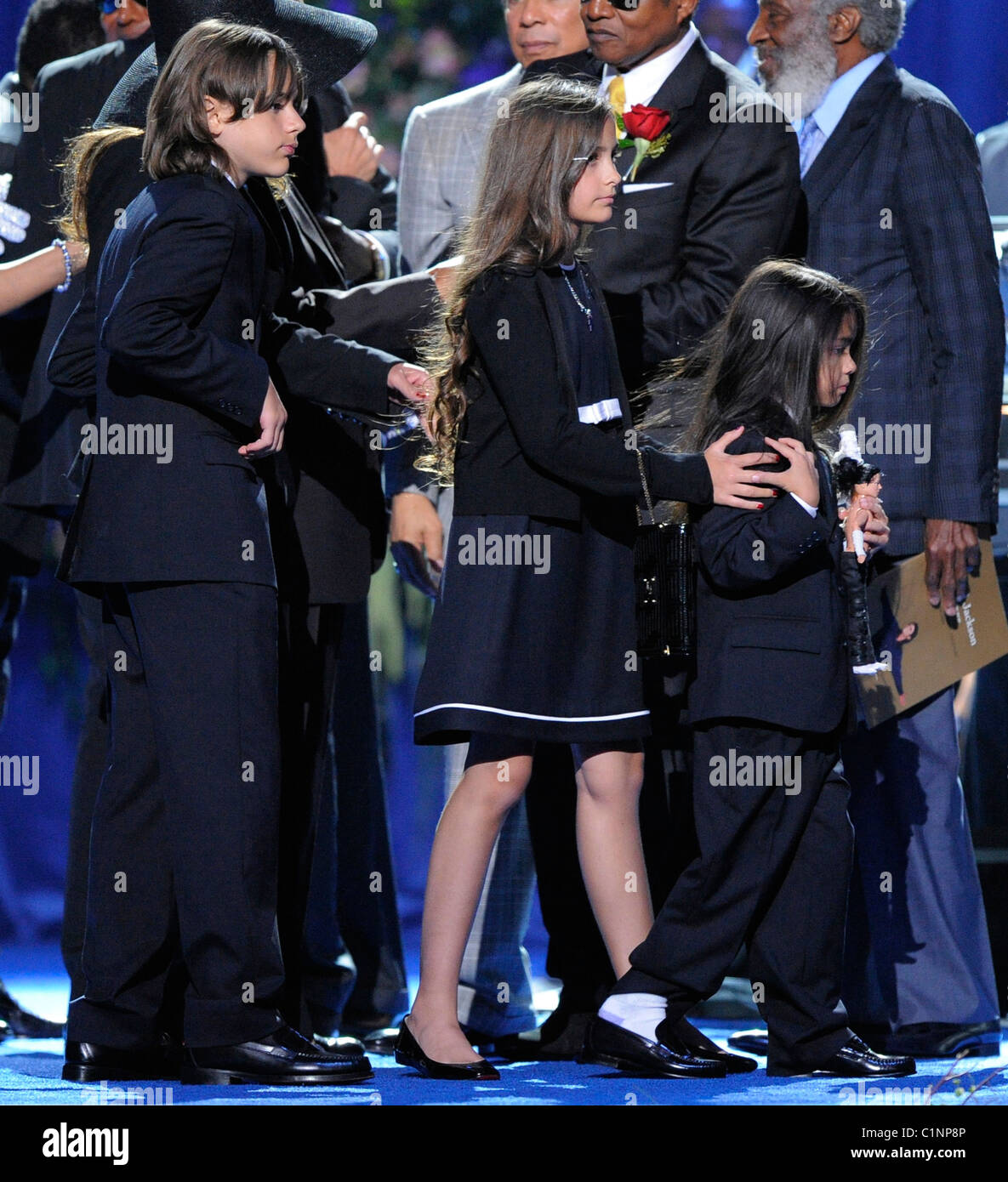 Prince Michael Jackson I, left, Paris Jackson and Prince Michael ...