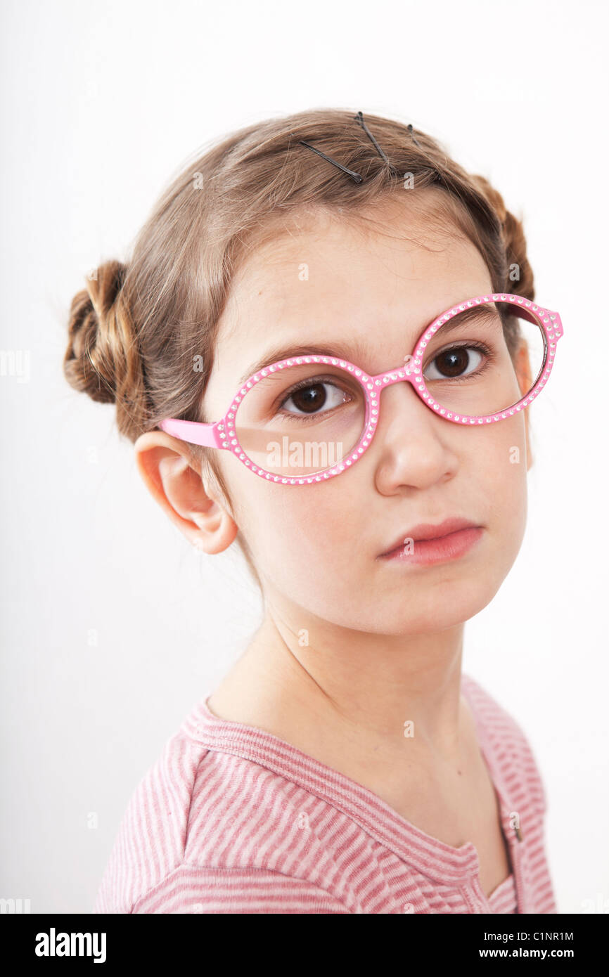 Preteen big brown eyes hi-res stock photography and images - Alamy