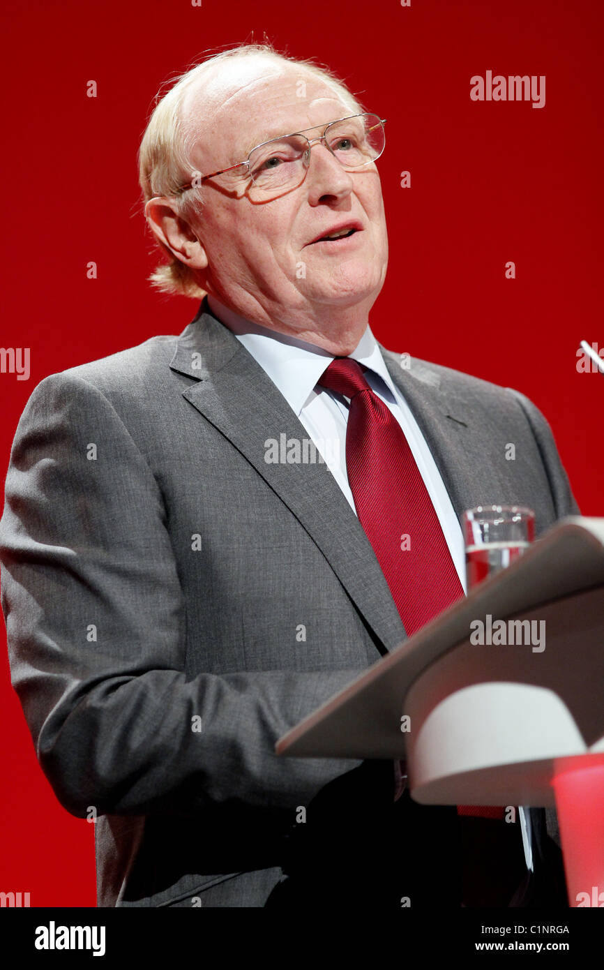 Lord kinnock hi-res stock photography and images - Alamy