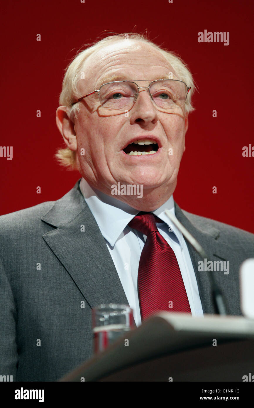 Lord kinnock hi-res stock photography and images - Alamy
