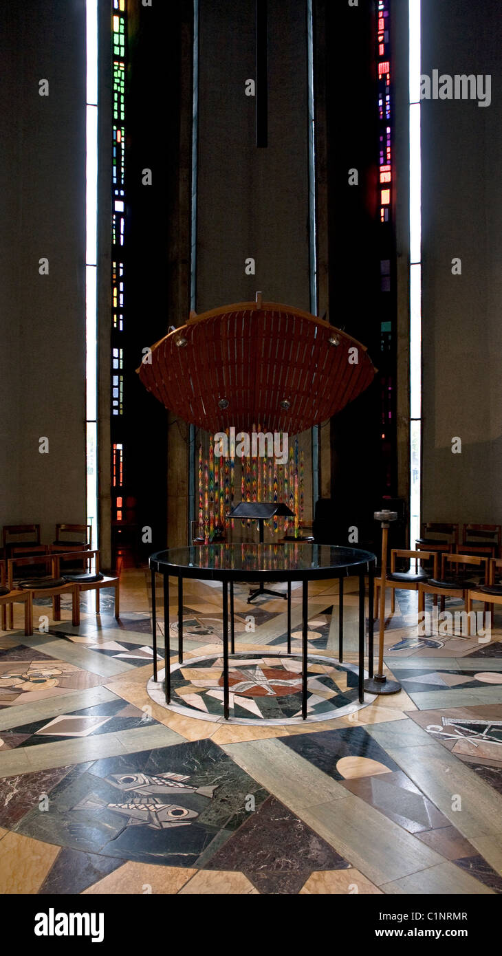 Coventry cathedral chapel hi-res stock photography and images - Alamy