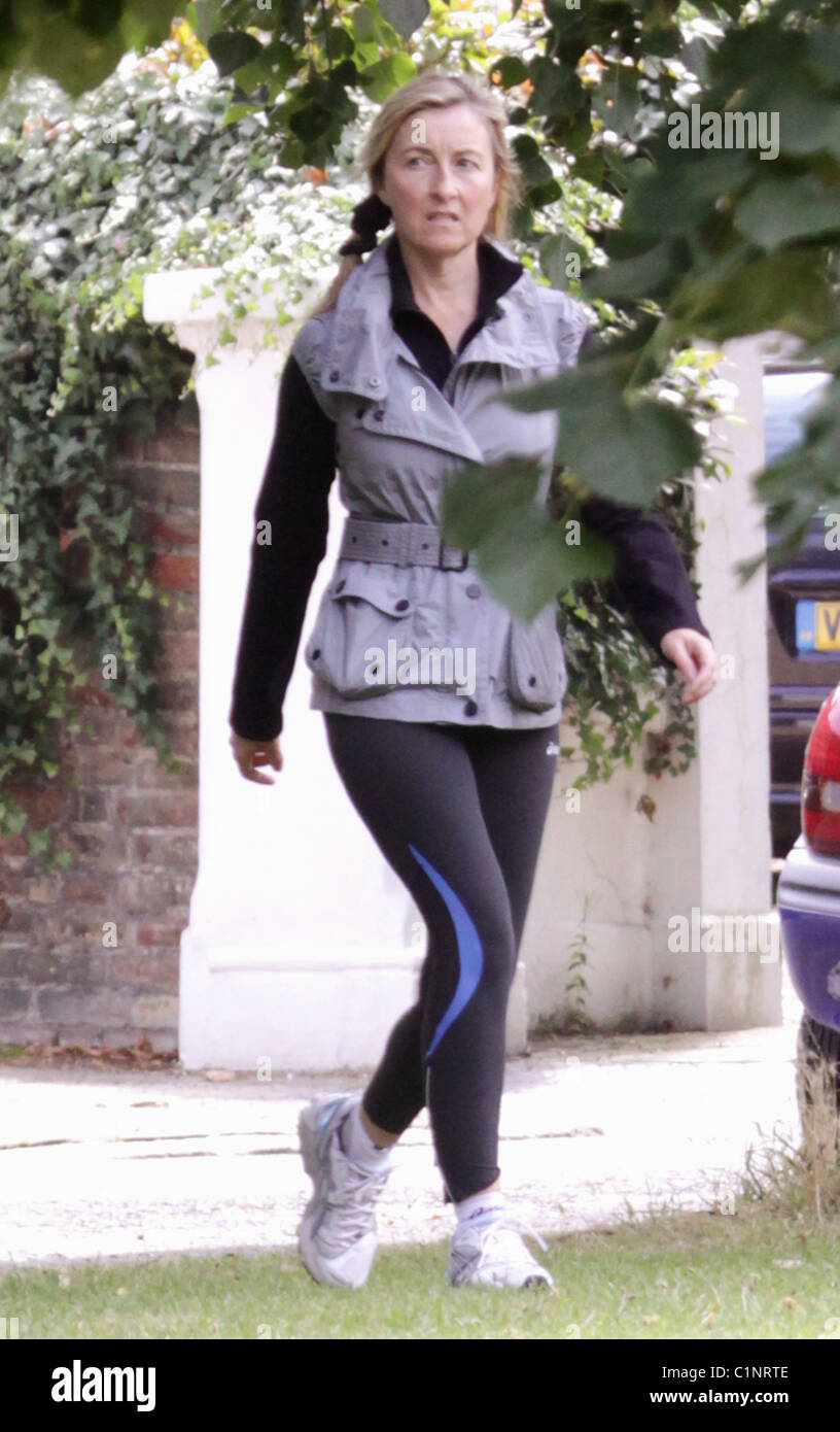 Fiona Phillips wearing running gear on her way to a pilates class ...