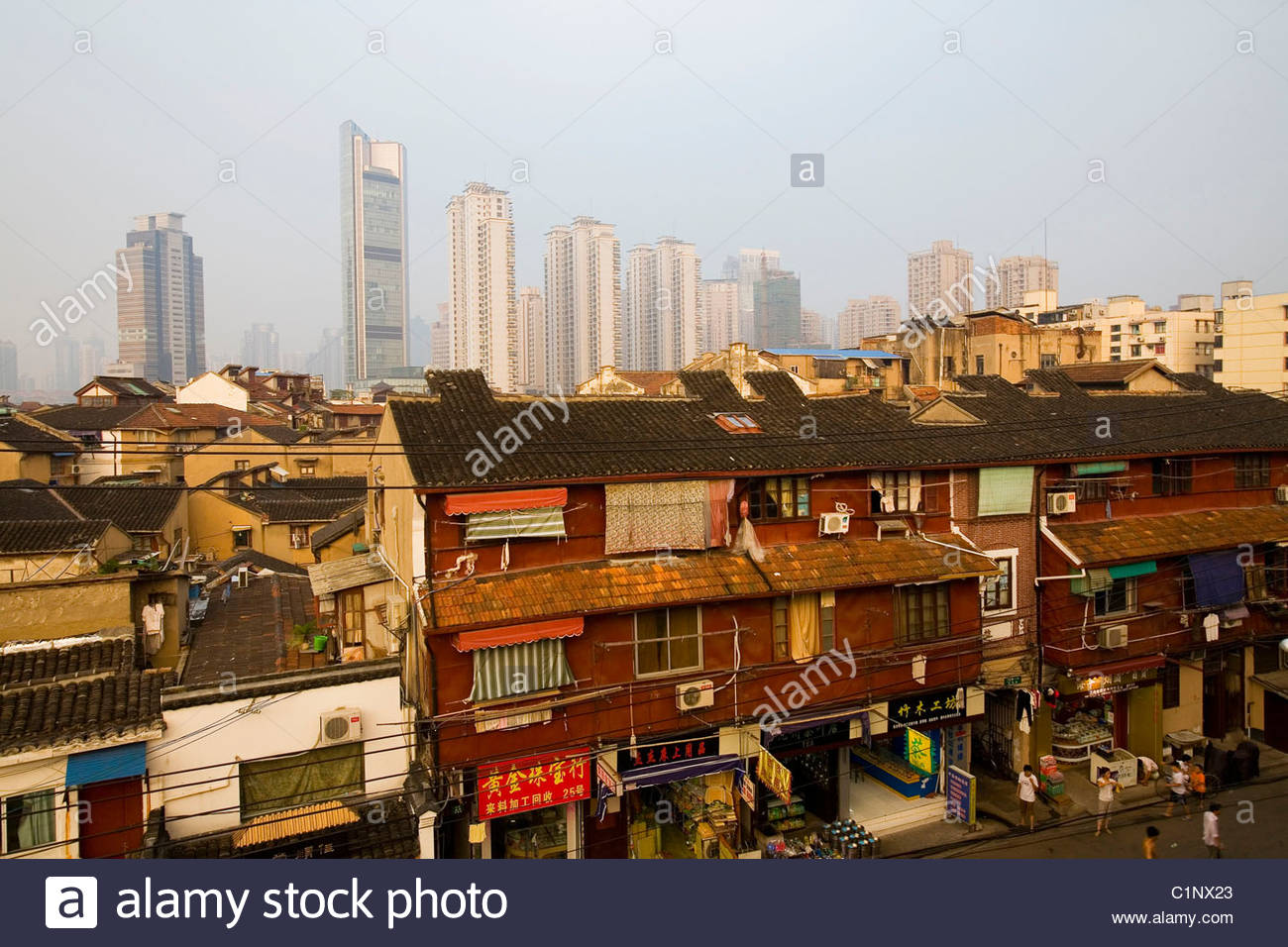 Old Shanghai Culture Stock Photos & Old Shanghai Culture Stock Images ...