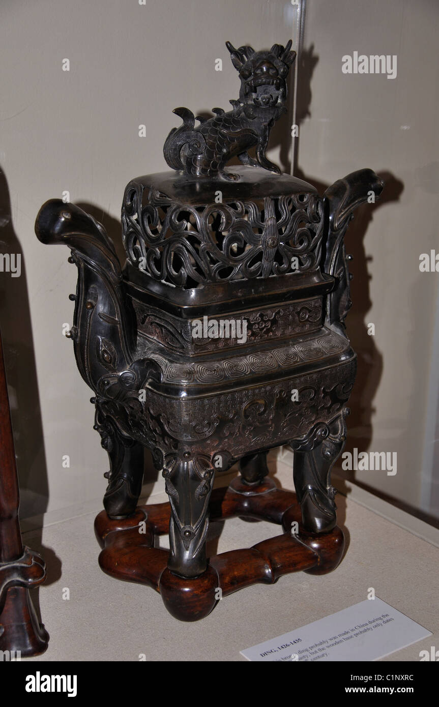 1426 bronze ding china on display at Natural History Museum, Amarillo ...