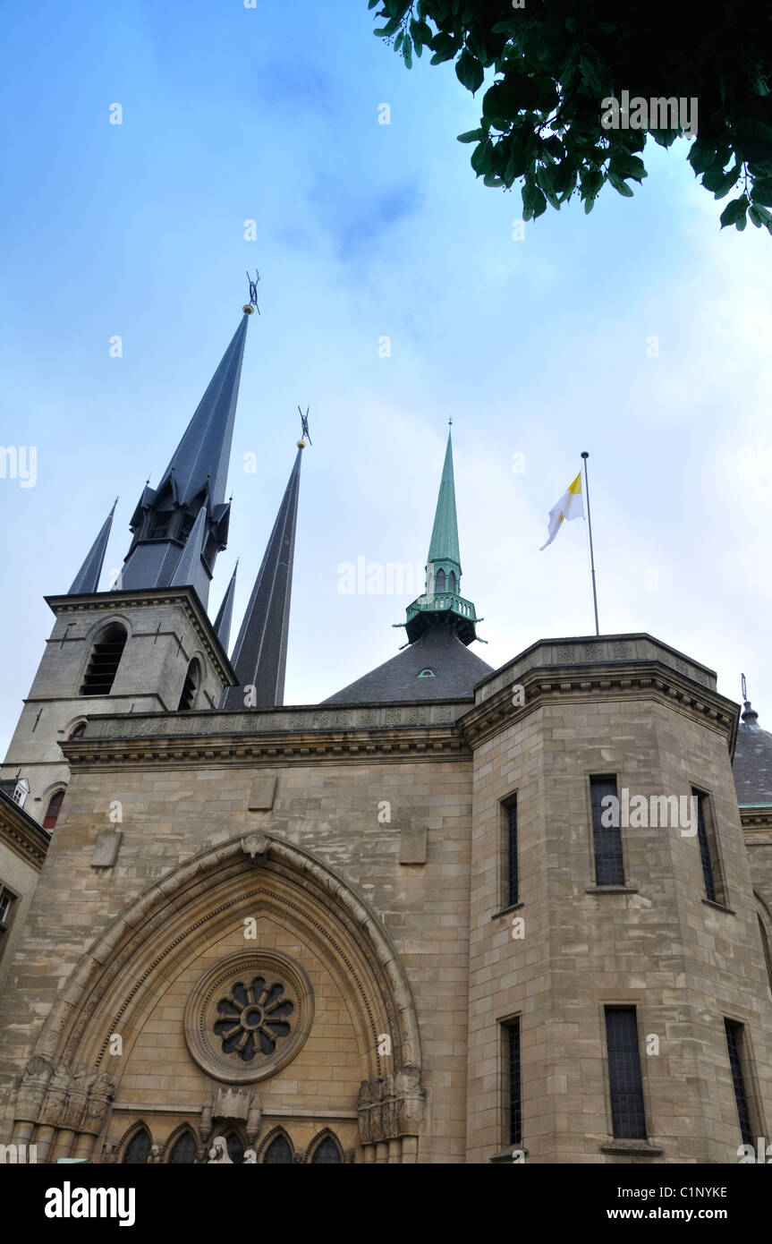 Cathedrale notre dame luxembourg hi-res stock photography and images ...