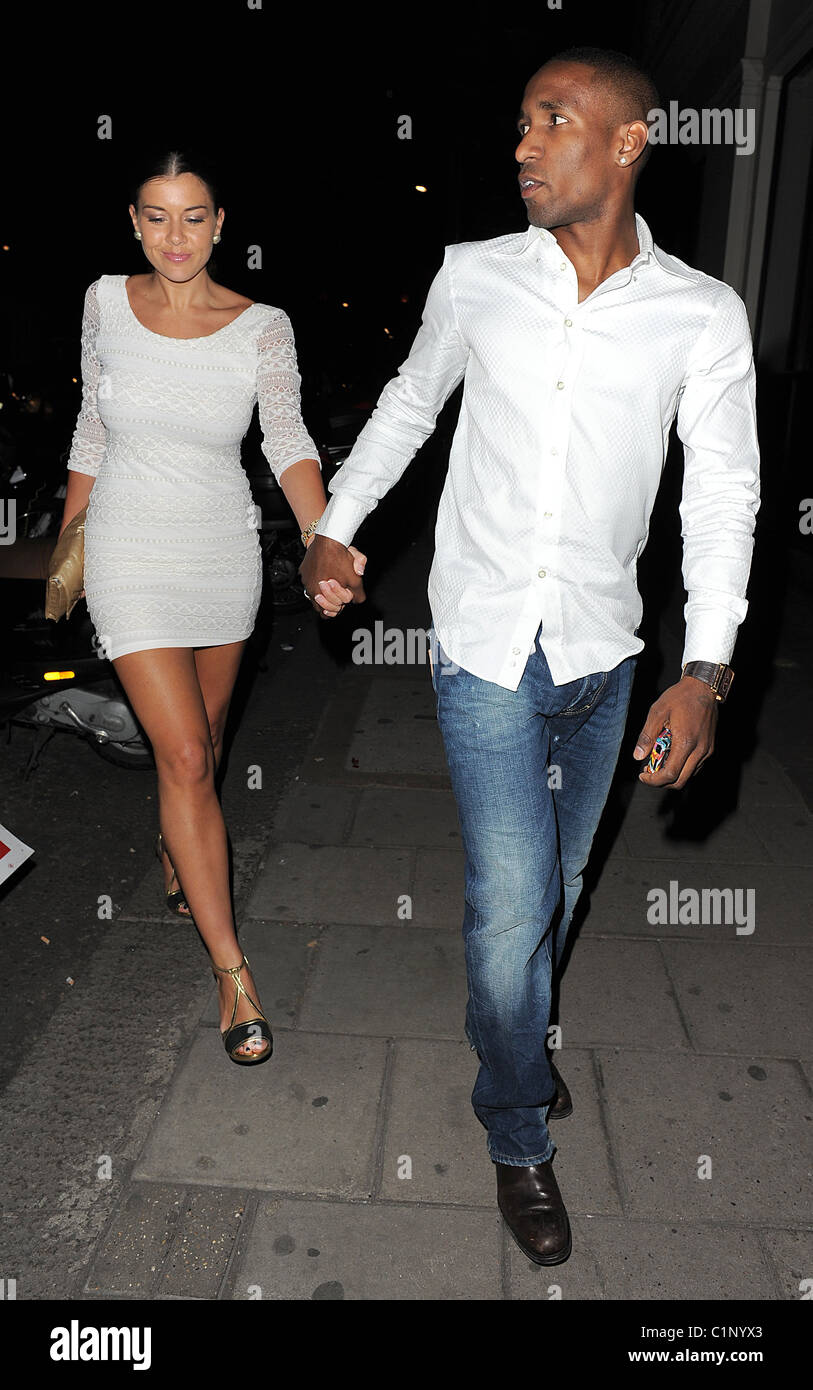 Imogen Thomas looks a picture of health, as she leaves Nobu Berkeley ...