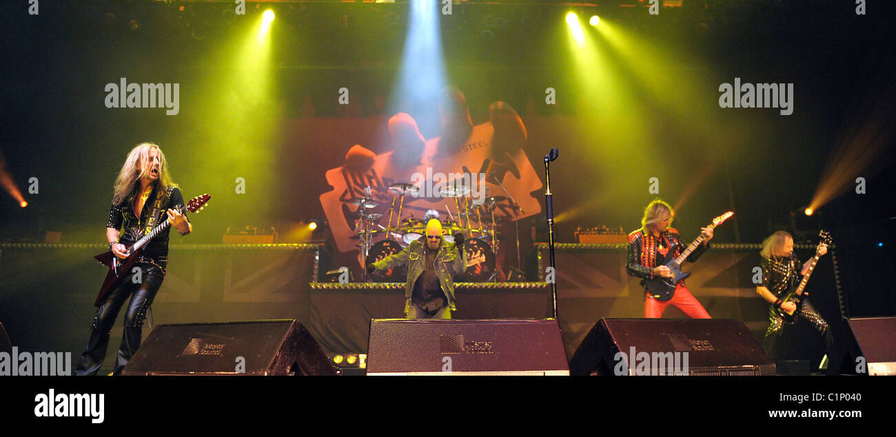 Molson amphitheatre hi-res stock photography and images - Alamy