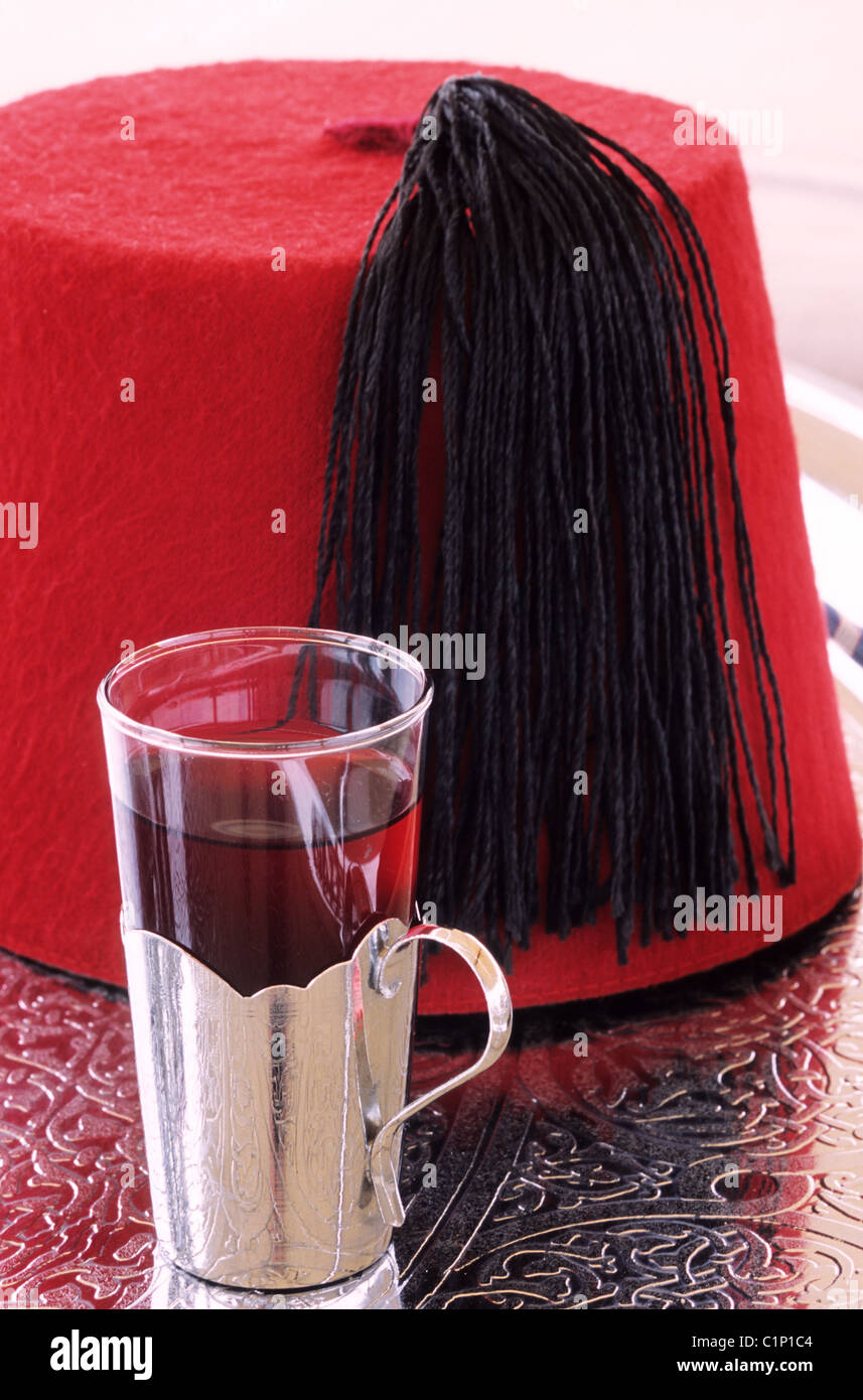 Egypt, Nile Valley, karkade, local beverage with dry hibiscus flowers ...