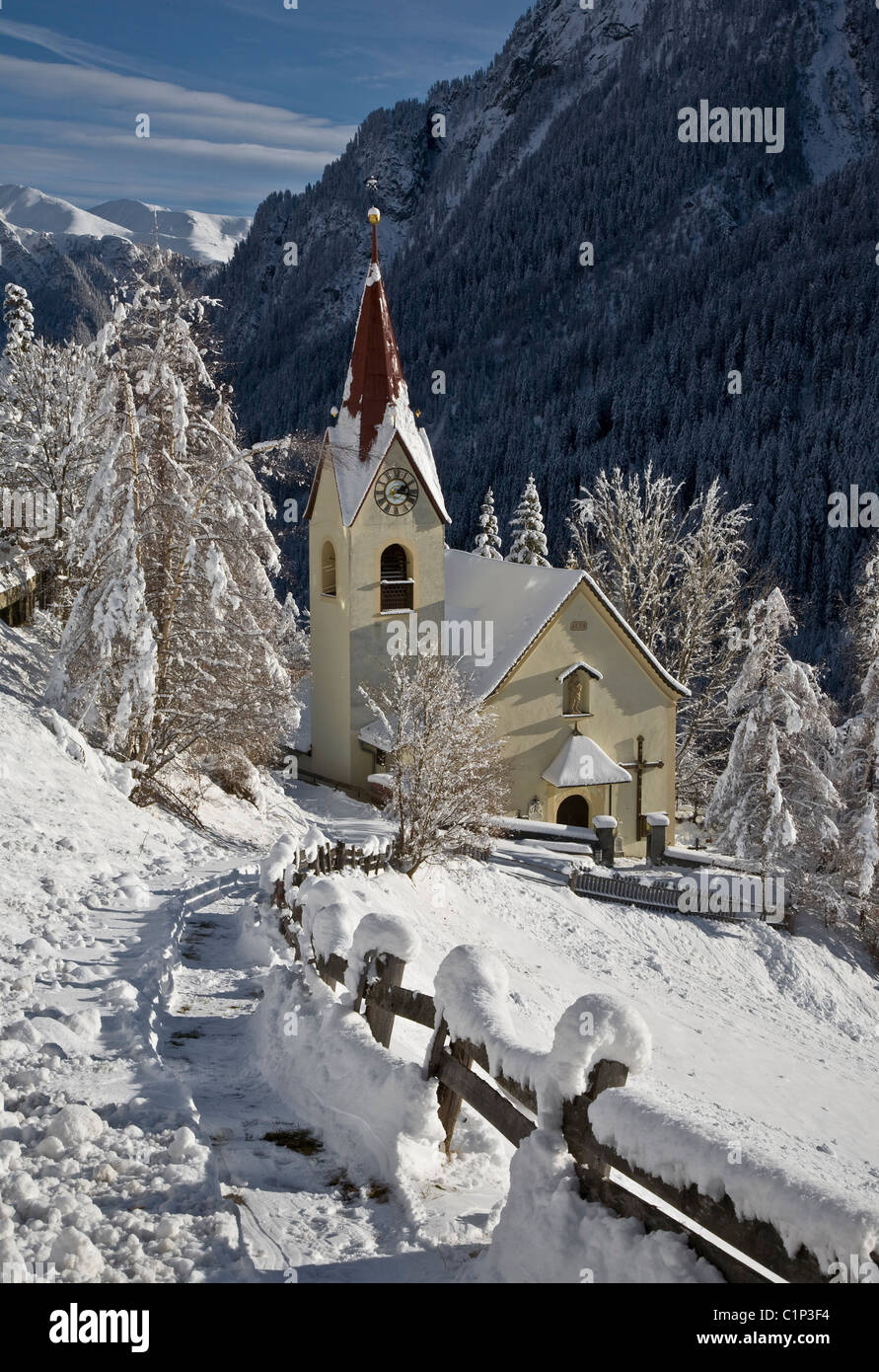 Spiss in Tirol, Dorfkirche Stock Photo - Alamy