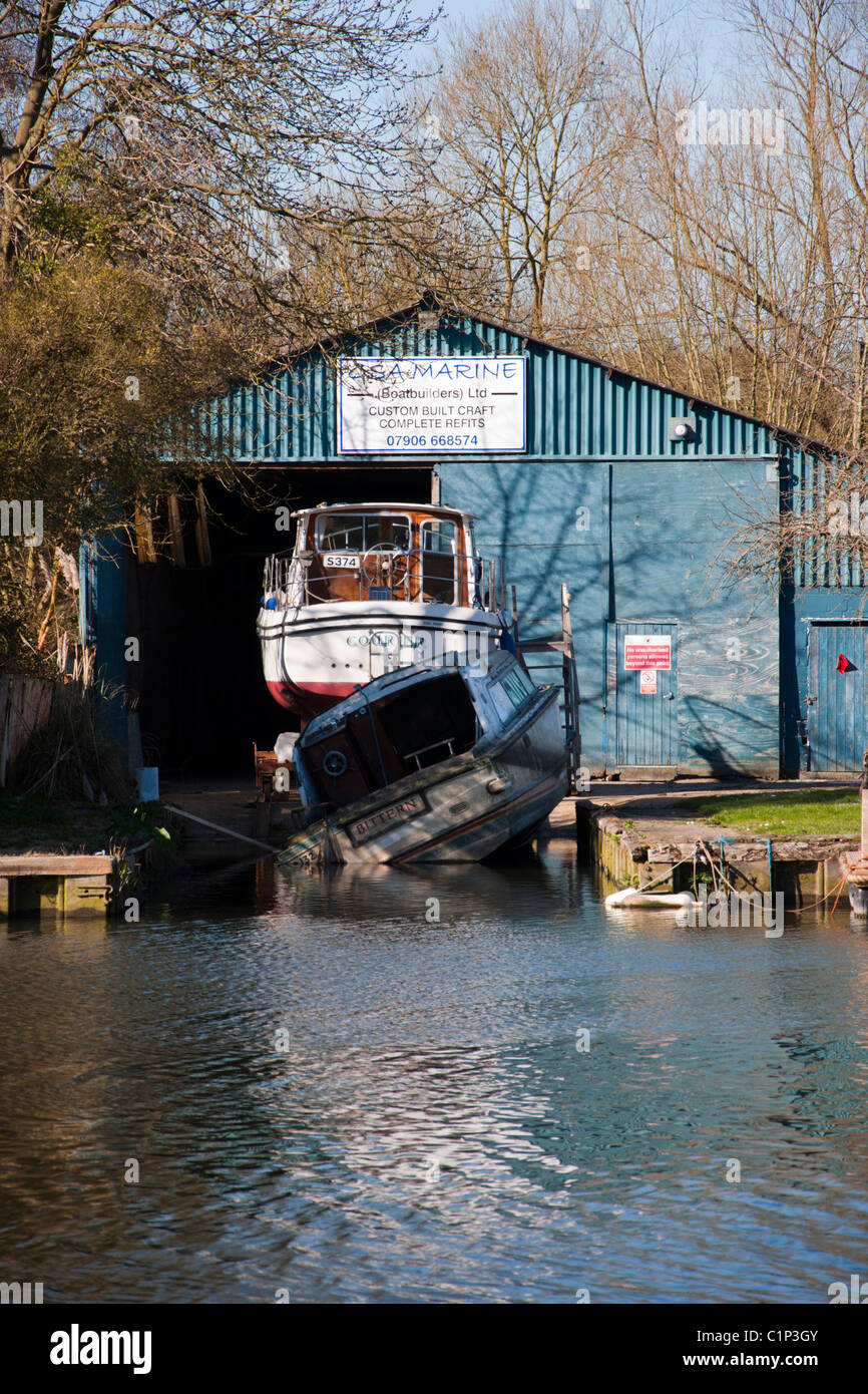 Slipway boatyard Norfolk Broads Stock Photo - Alamy