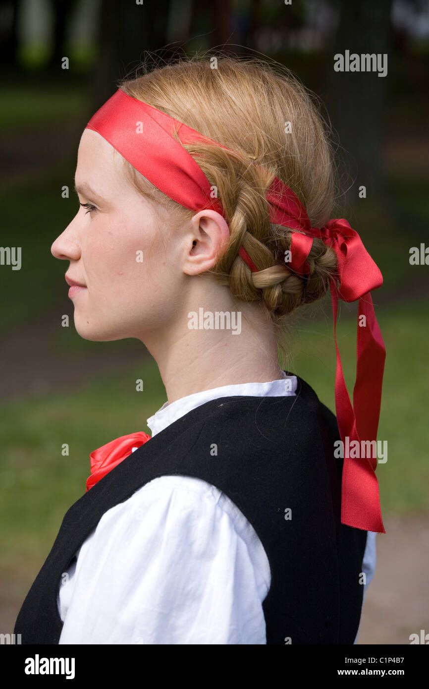 Estonian Women Characteristics