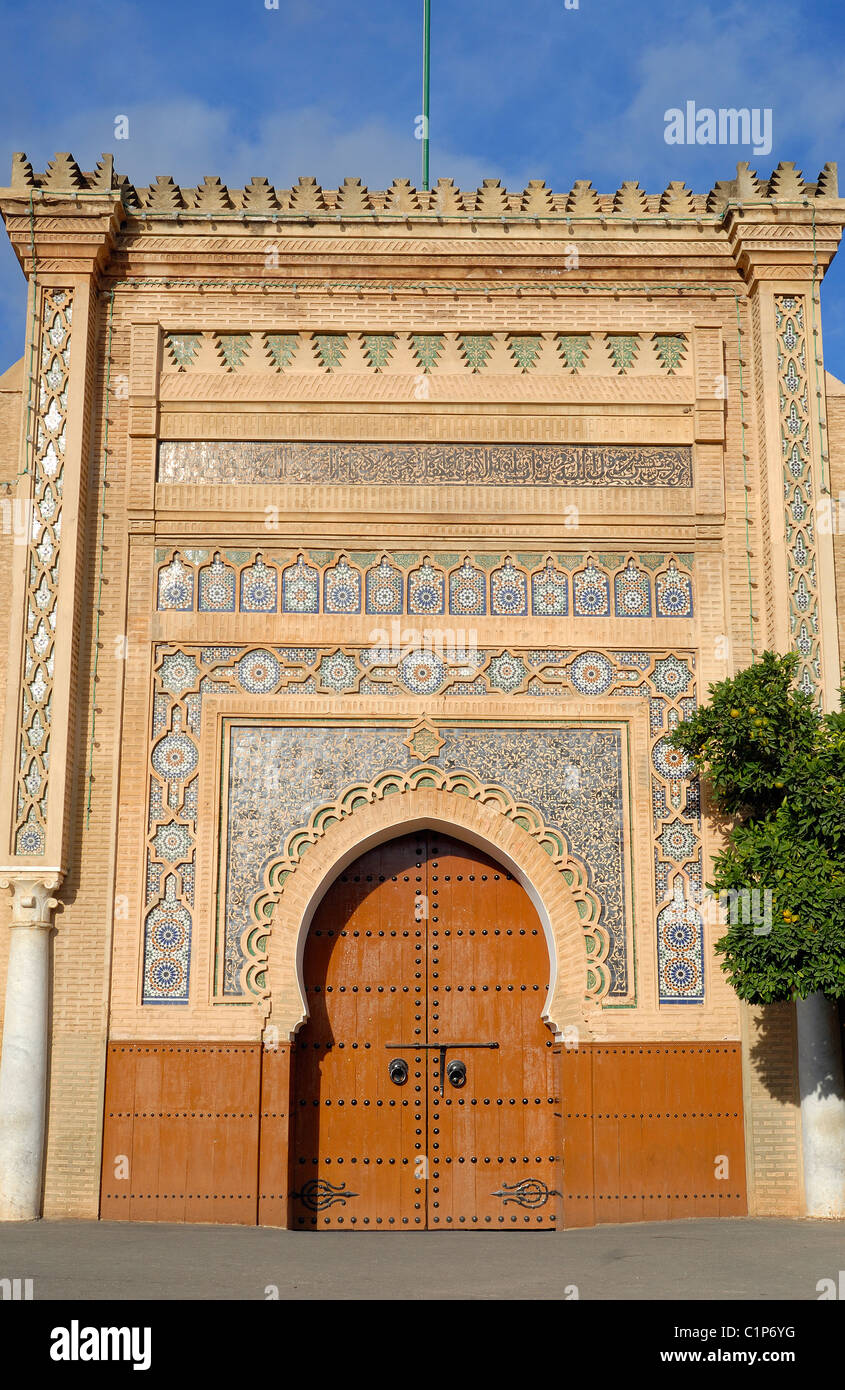 Meknes imperial palace hi-res stock photography and images - Alamy