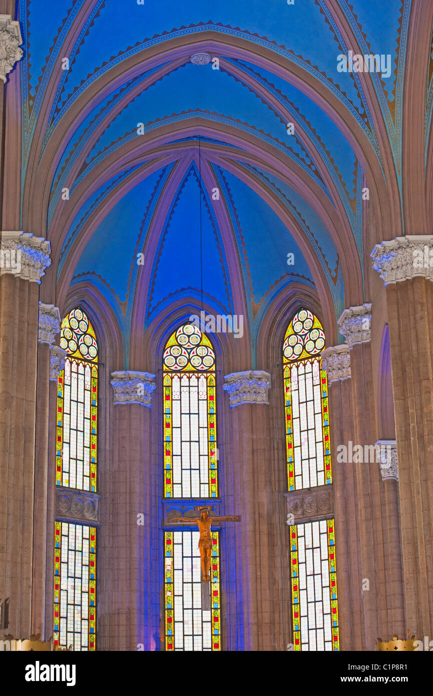 Large ornate windows hi-res stock photography and images - Alamy