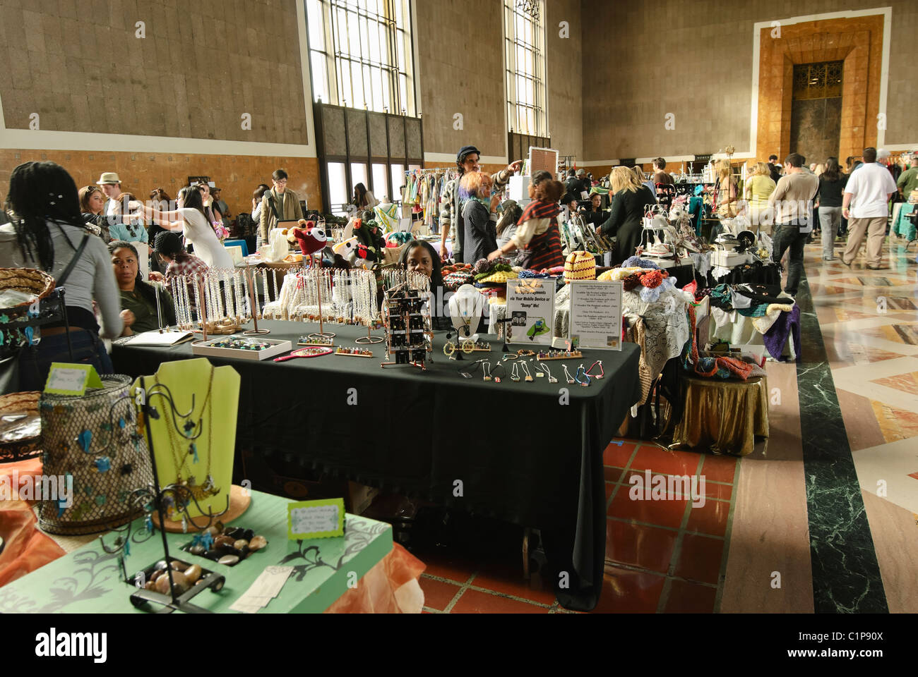 Craft fair booth hi-res stock photography and images - Alamy