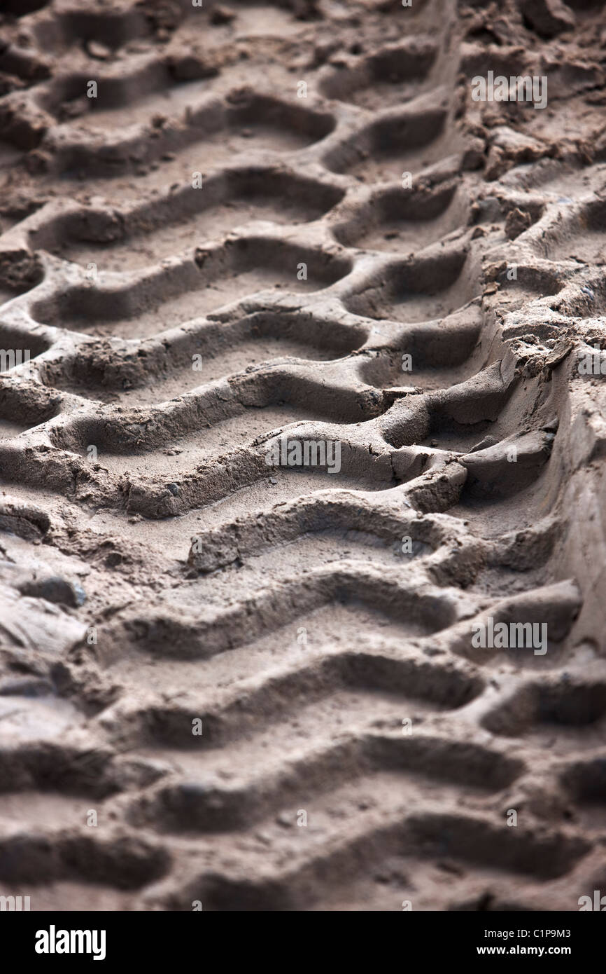 Mud ruts hi-res stock photography and images - Alamy