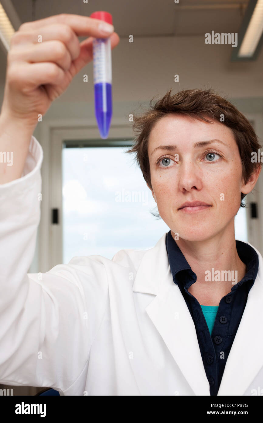 Mid adult sciences hi-res stock photography and images - Alamy
