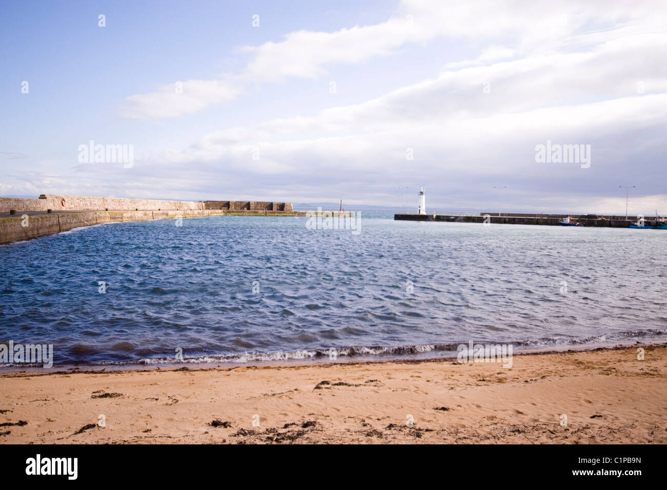 Scotland, Fife, Anstruther, harbour, beach and sea with lighthouse in ...