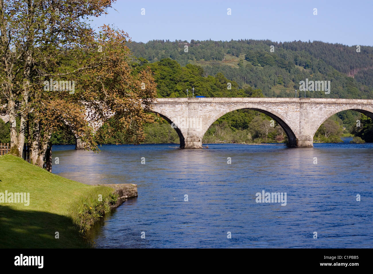 Scotland, Dunkeld, stone bridge over the River Tay Stock Photo - Alamy