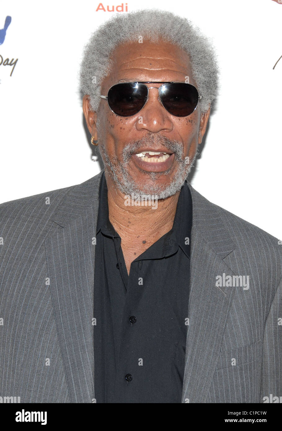 Morgan freeman mandela day hi-res stock photography and images - Alamy