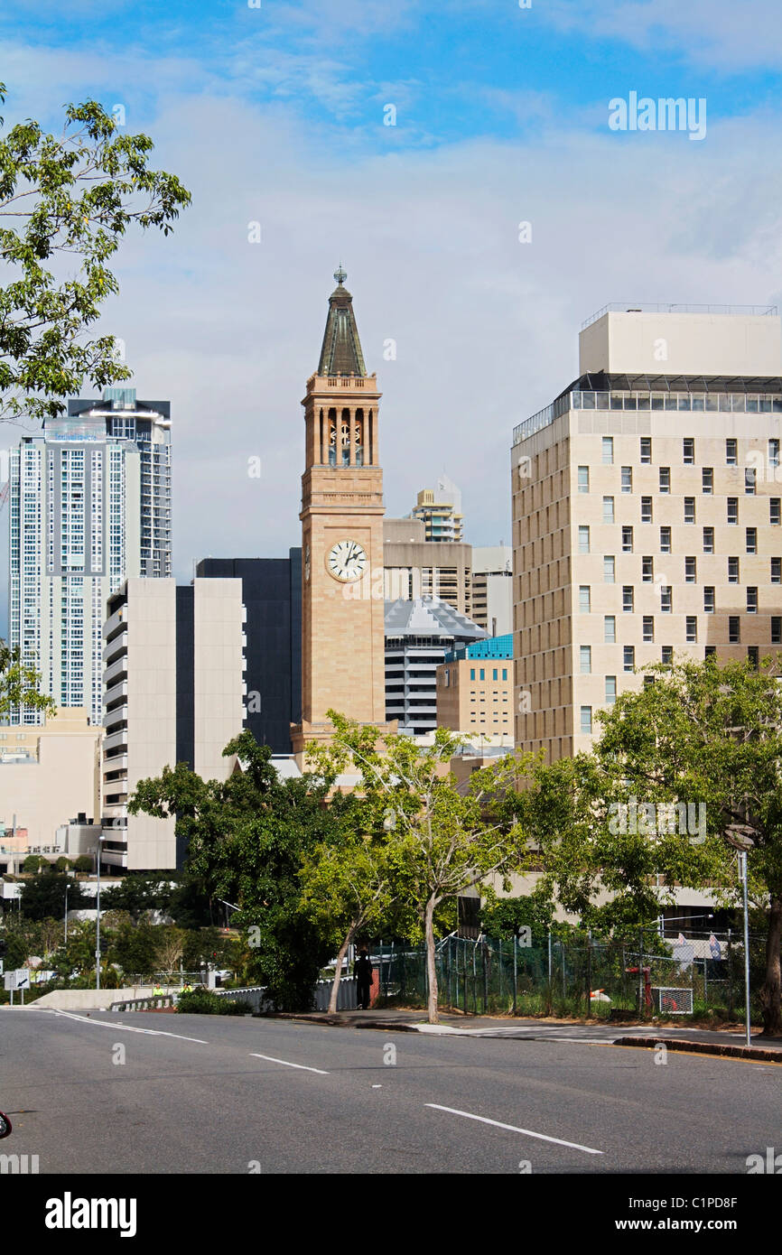 City hall and road hi-res stock photography and images - Alamy