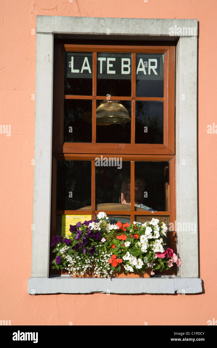 John ledge hi-res stock photography and images - Alamy