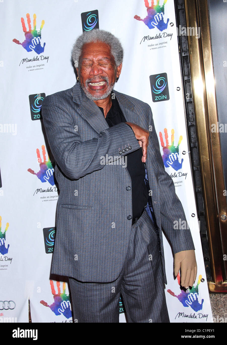 Morgan Freeman Mandela Day: A 46664 Celebration Concert at Radio City ...