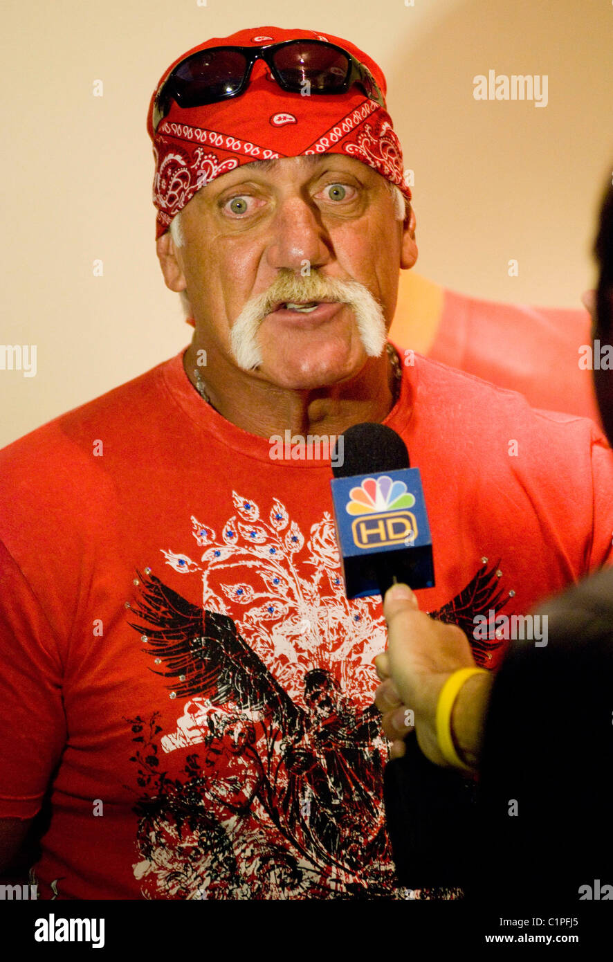 Hulk Hogan Hulk Hogan and The Legends of Wrestling 'Fan Appreciation ...