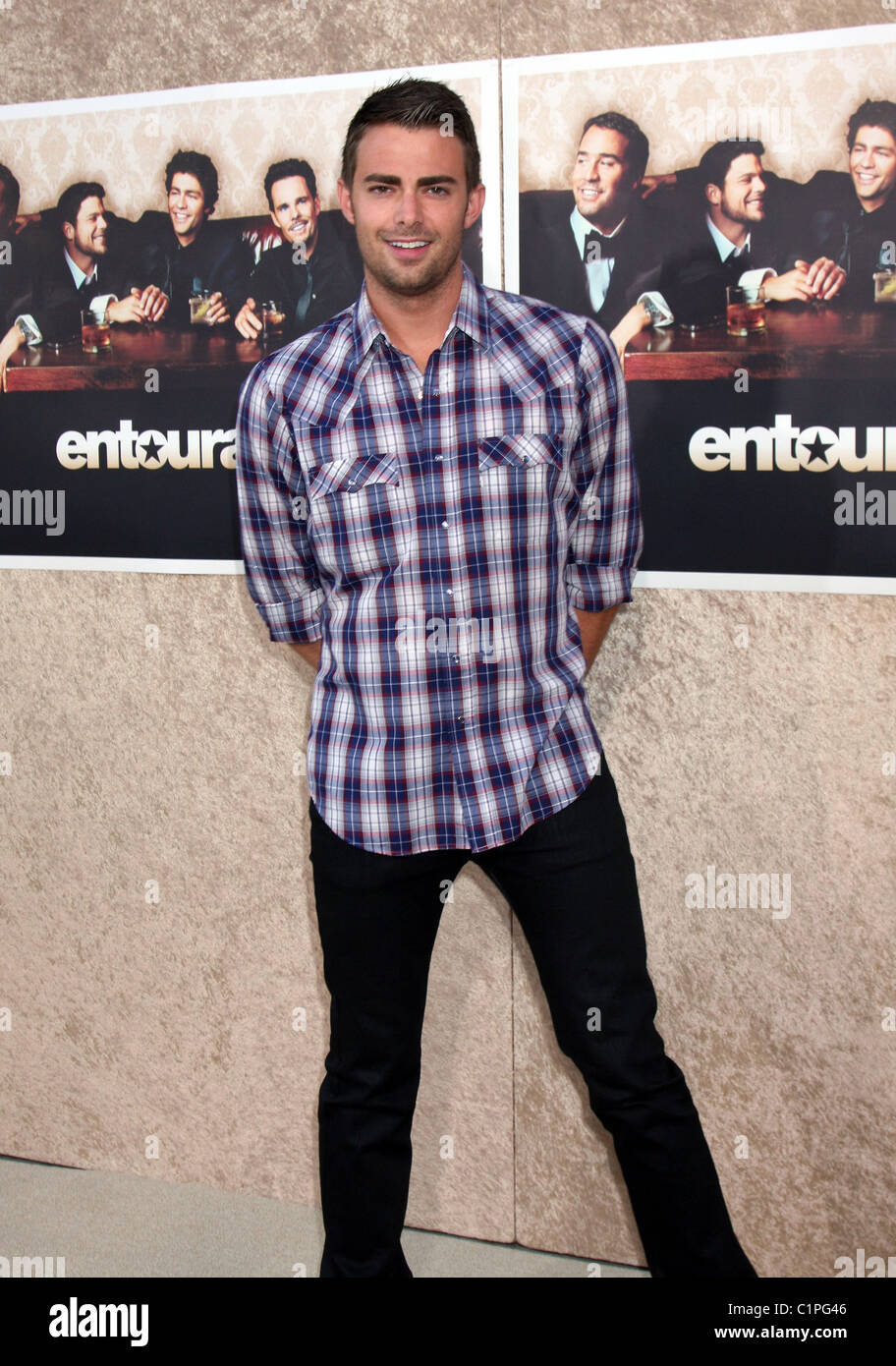Jonathan Bennett The 'Entourage' 6th Season Premiere at the Paramount ...