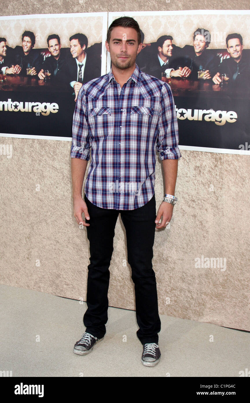 Jonathan Bennett The 'Entourage' 6th Season Premiere at the Paramount ...
