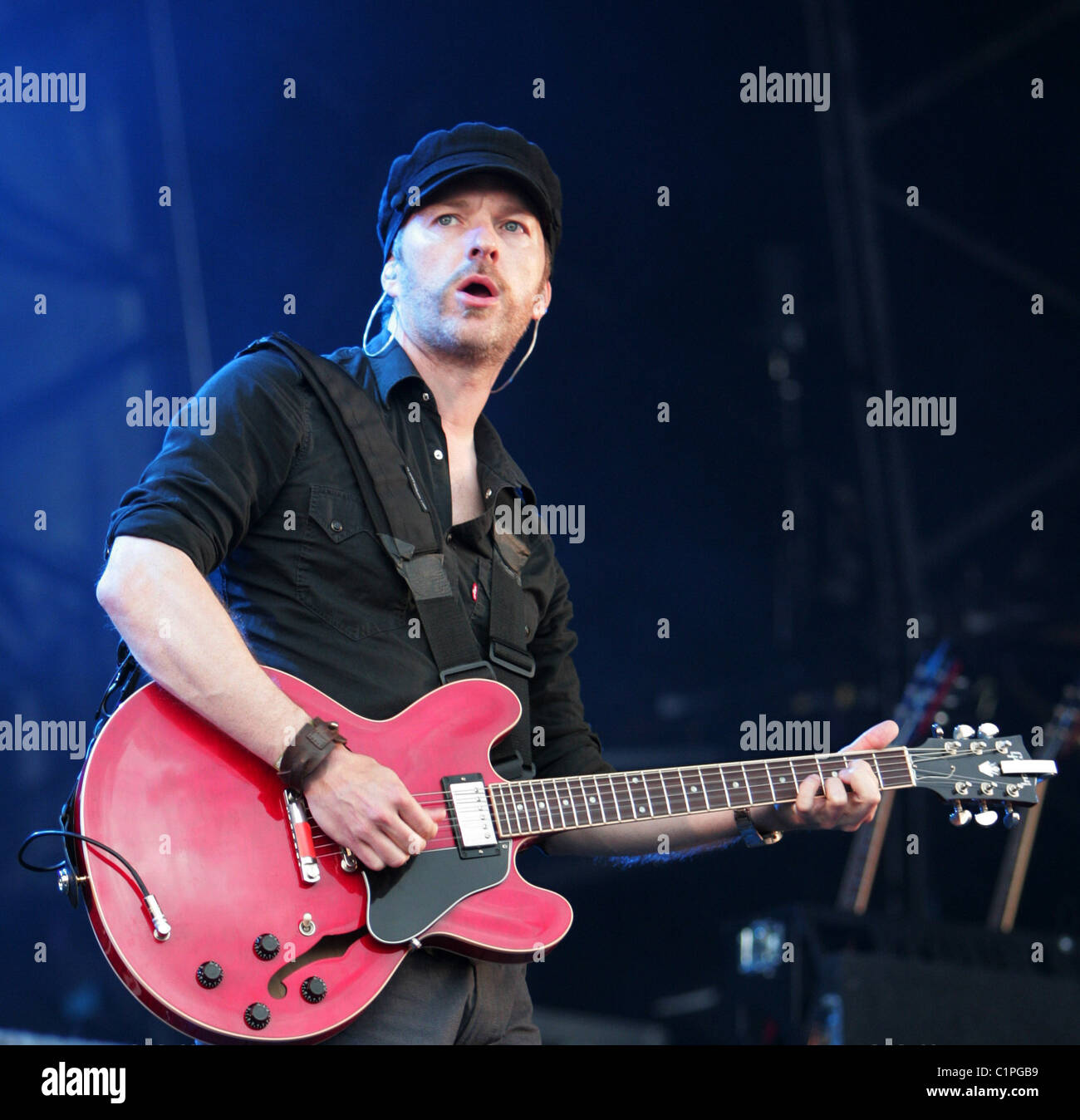 Jez Williams Doves performing at The Lovebox Weekender 2009 - Day 2 ...