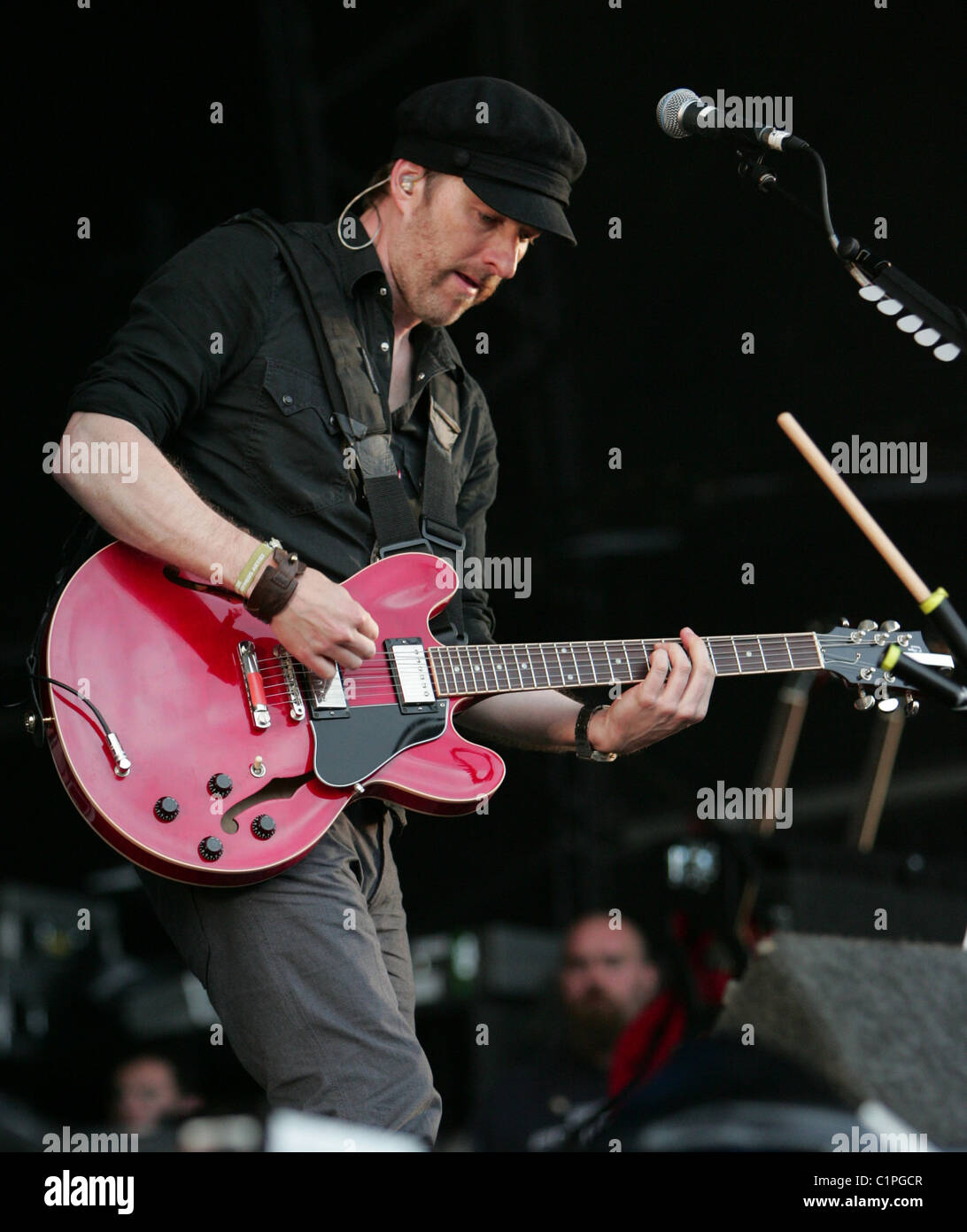 Jez Williams Doves High Resolution Stock Photography and Images - Alamy