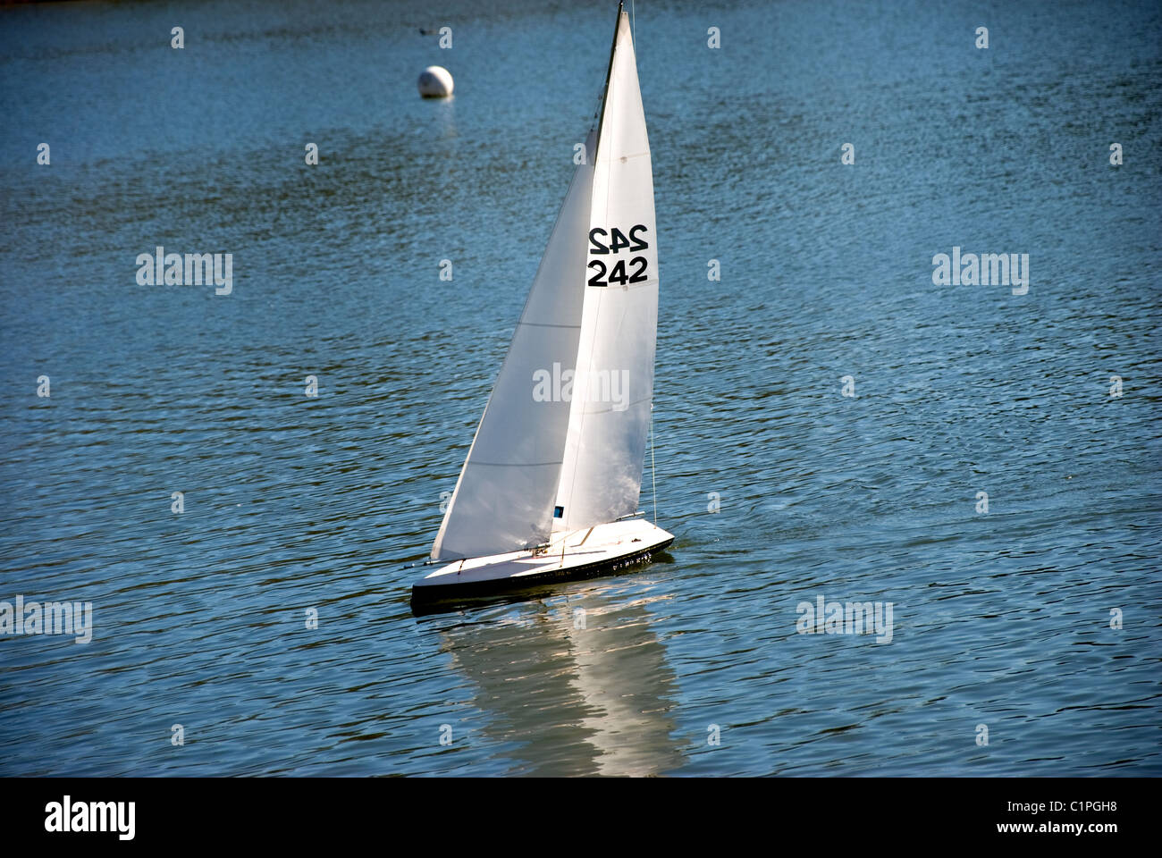 Sailing Model Boats On Lake High Resolution Stock Photography and ...