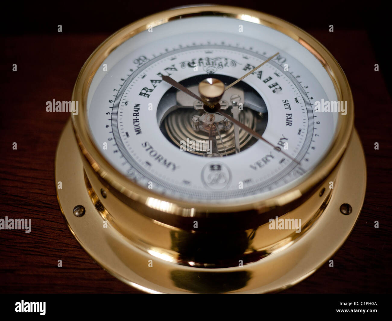 Weather barometer hi-res stock photography and images - Alamy