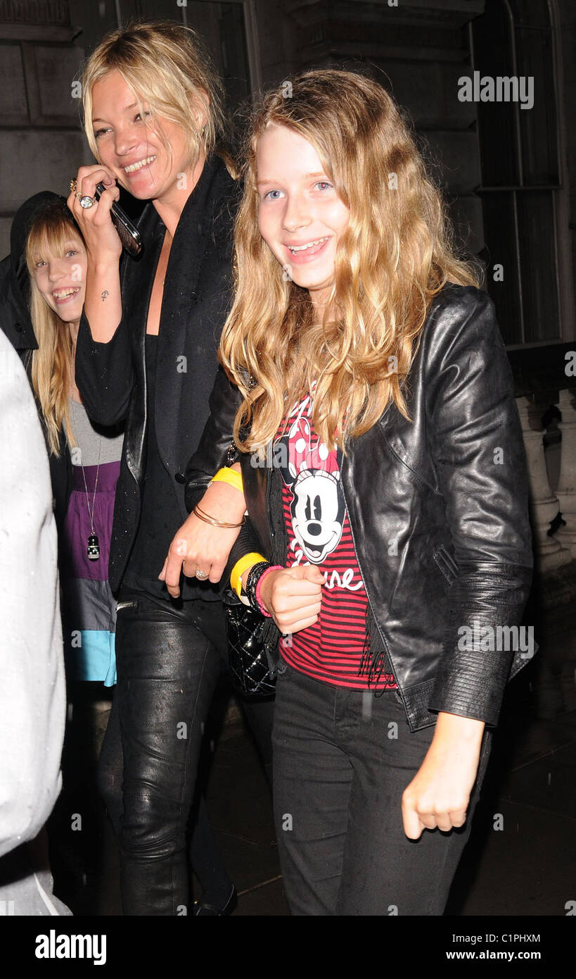 Kate Moss leaving the Somerset House Series gig with her daughter Lila ...