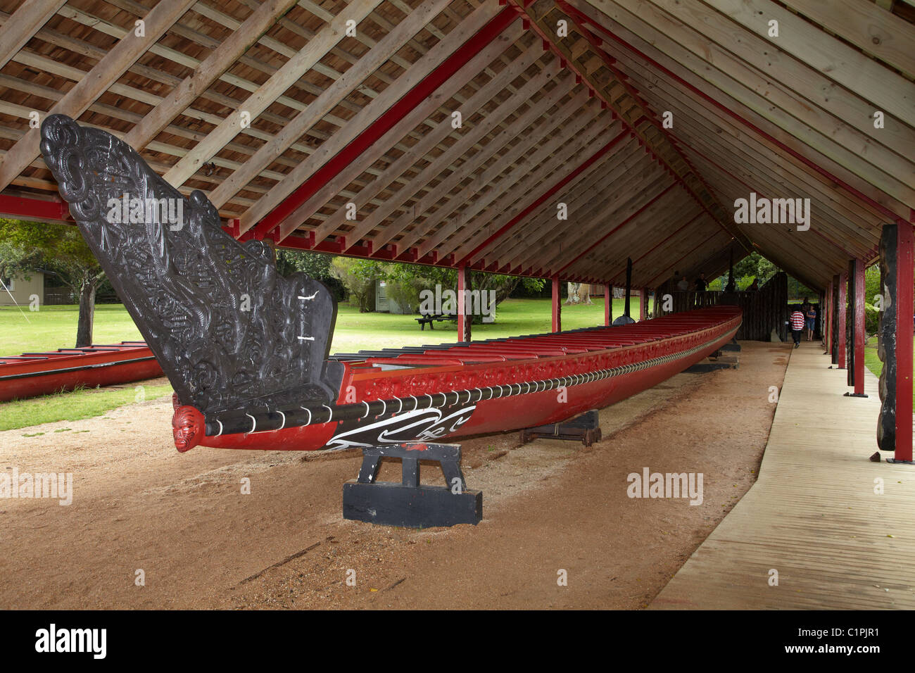 Ngatokimatawhaorua (Maori ceremonial war canoe or waka), Waitangi, Bay ...