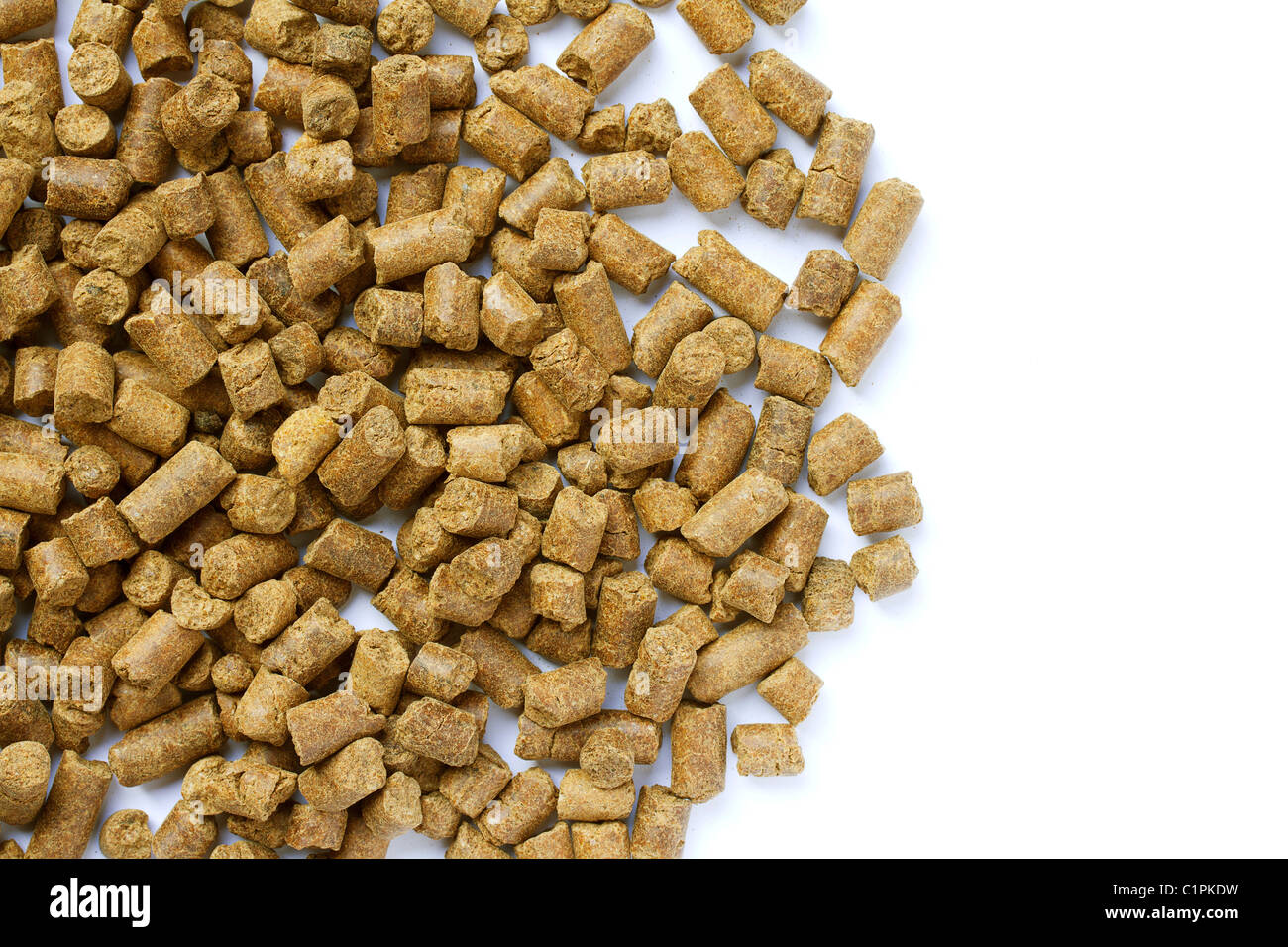 Distillers grain hi-res stock photography and images - Alamy