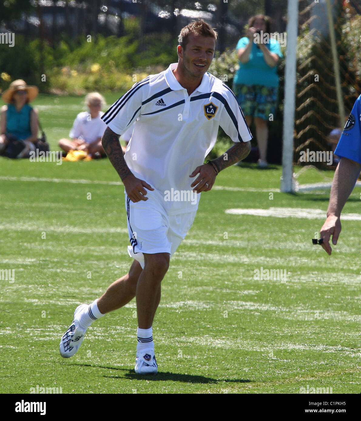 David Beckham joins former Real Madrid teammate Zinedine Zidane to ...