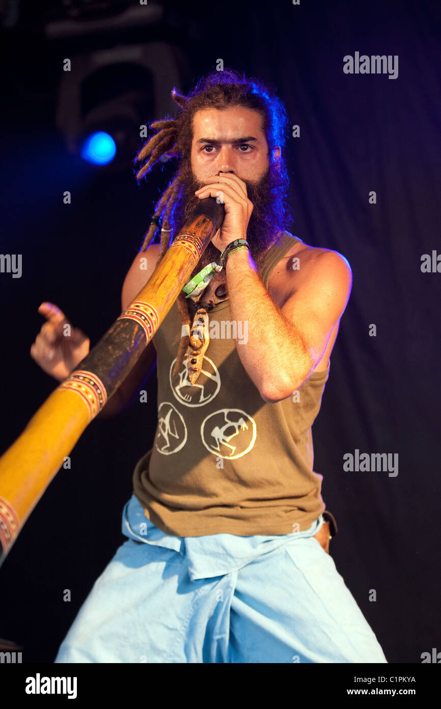 Olive Tree Dance Optimus Alive! 2009 at Passeio Maritimo de Alges - Day ...