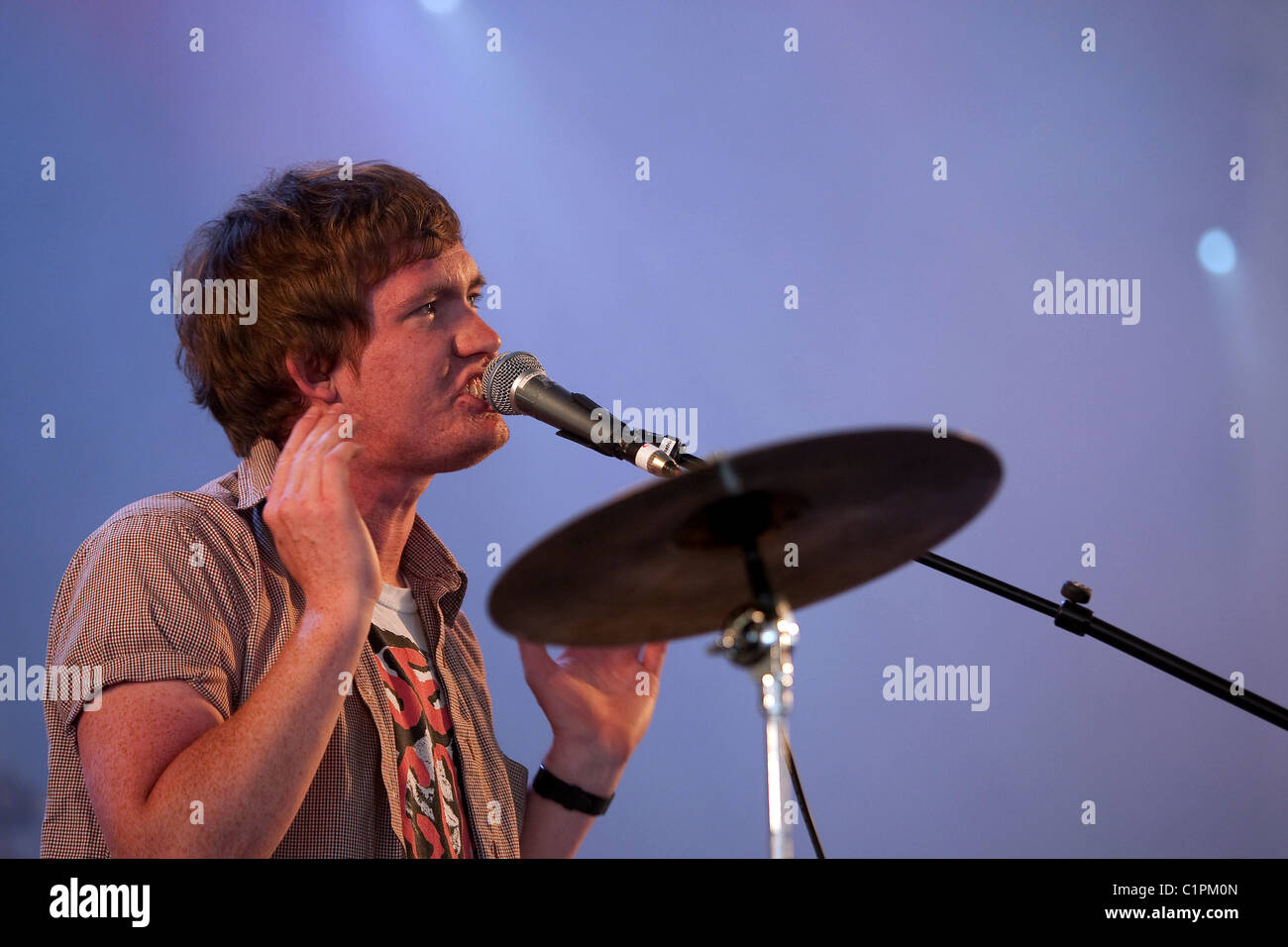 Los Campesinos Optimus Alive! 2009 at Passeio Maritimo de Alges - Day 3 ...