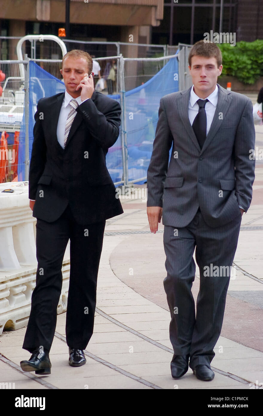 Ian Dunbavin and Robert Grant, Steven Gerrard's co-accused leaving ...