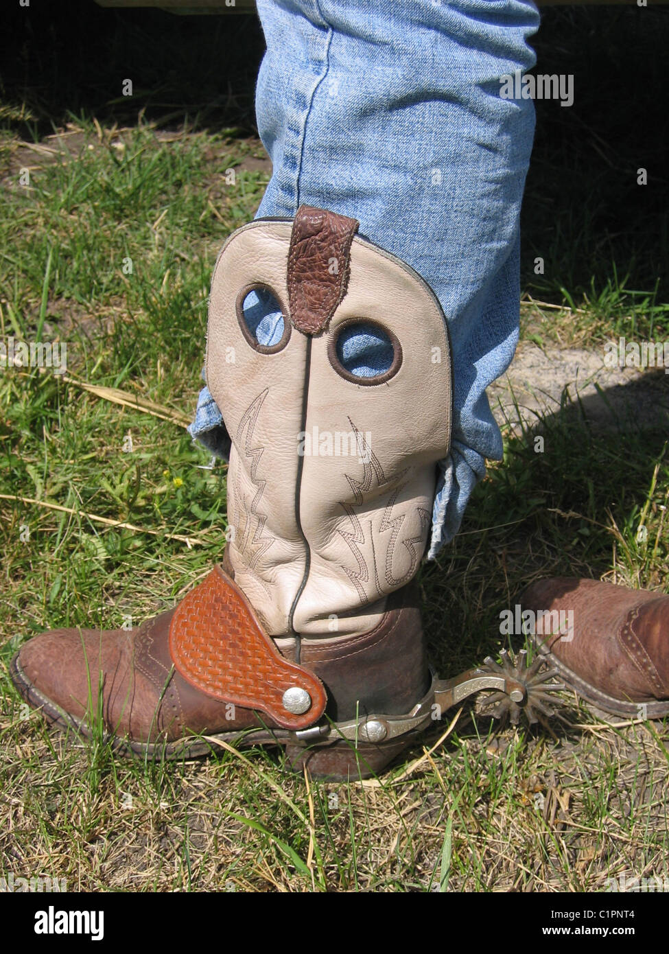 Pair of cowboys hi-res stock photography and images - Alamy